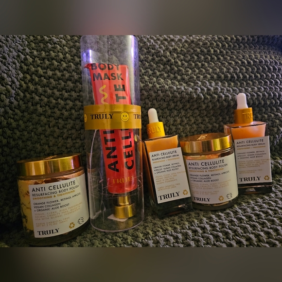 TRULY | Skincare | Truly Anticellulite Body Mask And Polish Set | Poshmark